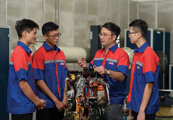 Trung tâm kỹ thuật cơ khí